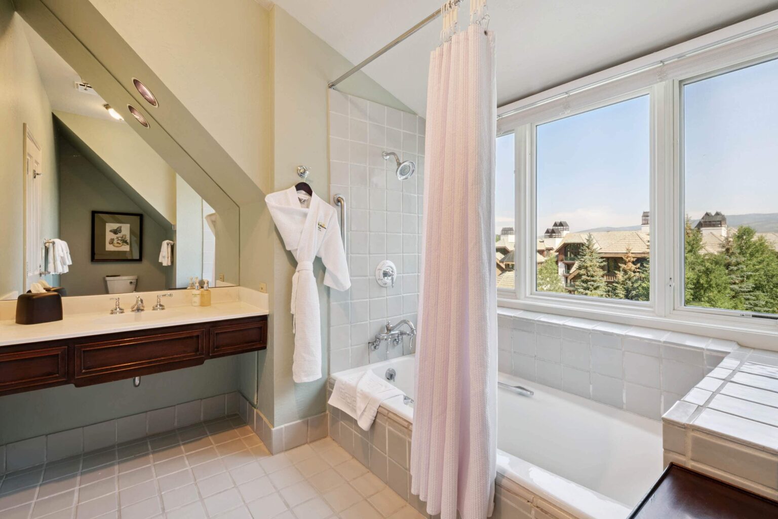 Lodging - Poste Montane Lodge